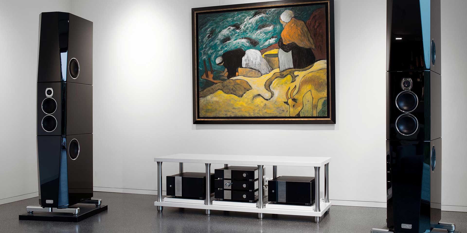 AudioDeluxe – The Harmony of Sound and Technology